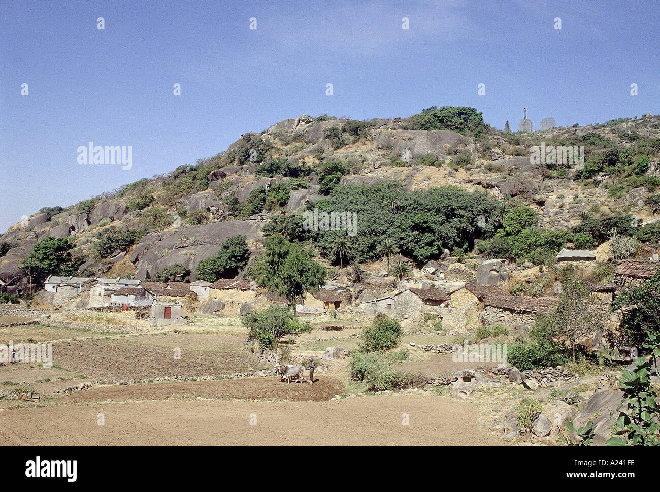 Mount abu hill station rajasthan hi-res stock photography and images ...