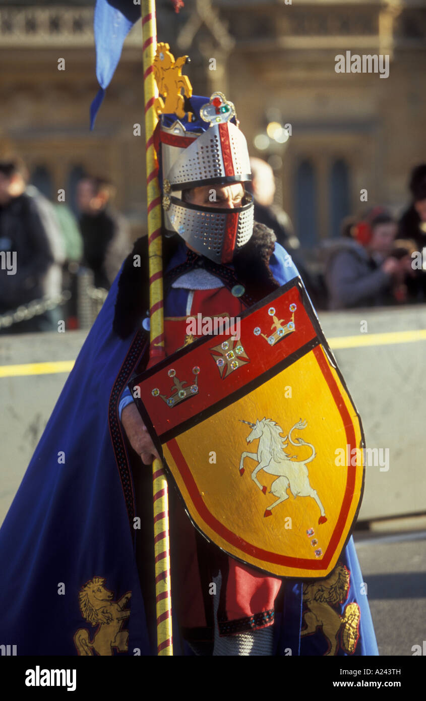Medieval knight at the new years day parade London 2007 Stock Photo - Alamy