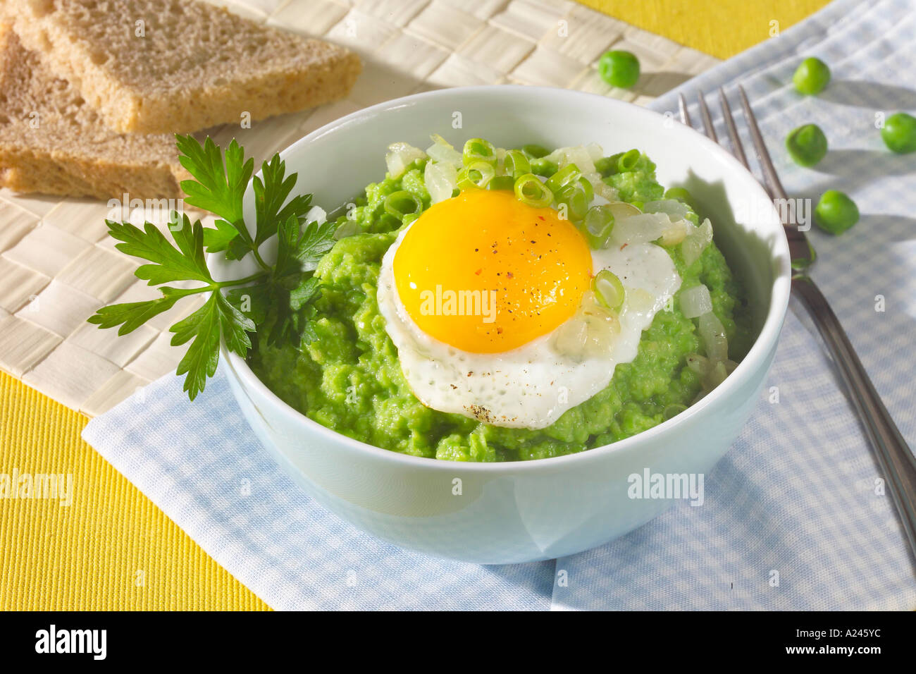 Pease pudding hot hi-res stock photography and images - Alamy