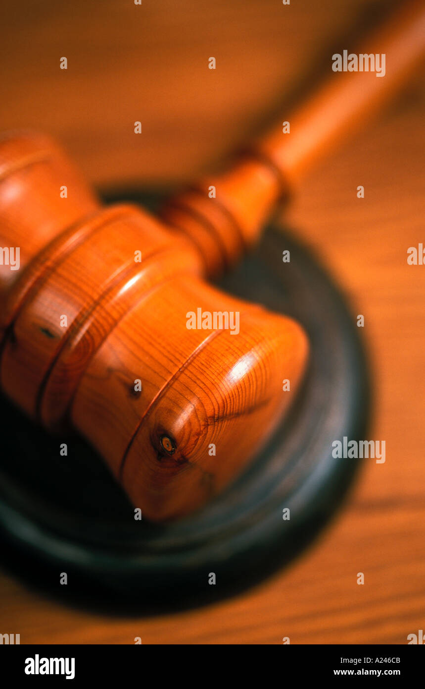 Gavel vertical hi-res stock photography and images - Alamy
