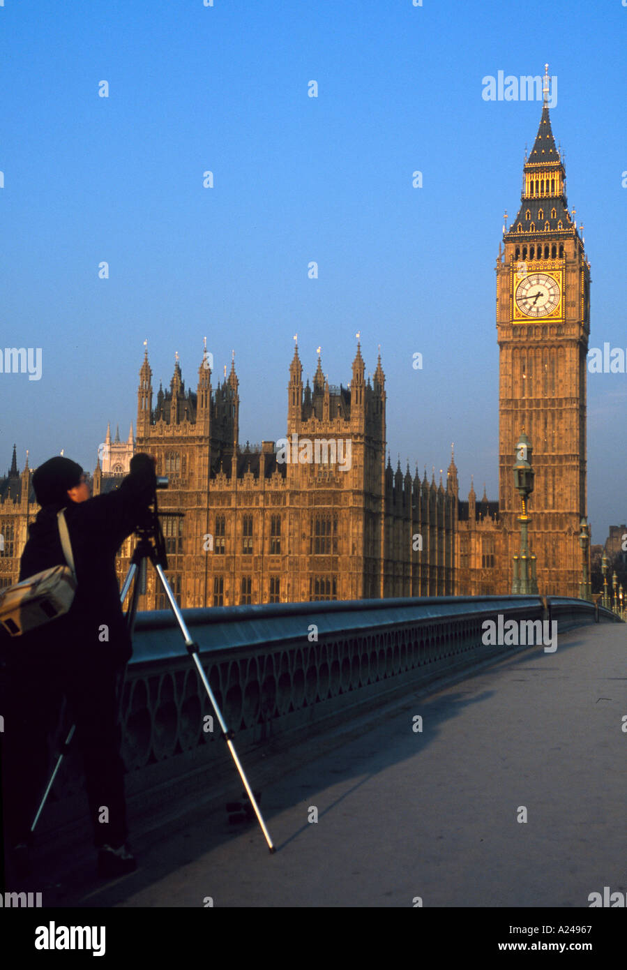 Photographing big ben hi-res stock photography and images - Alamy