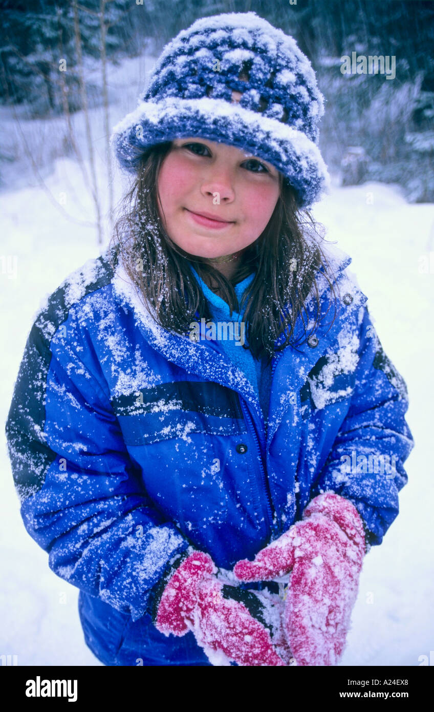 Red cheeks snow hi-res stock photography and images - Alamy