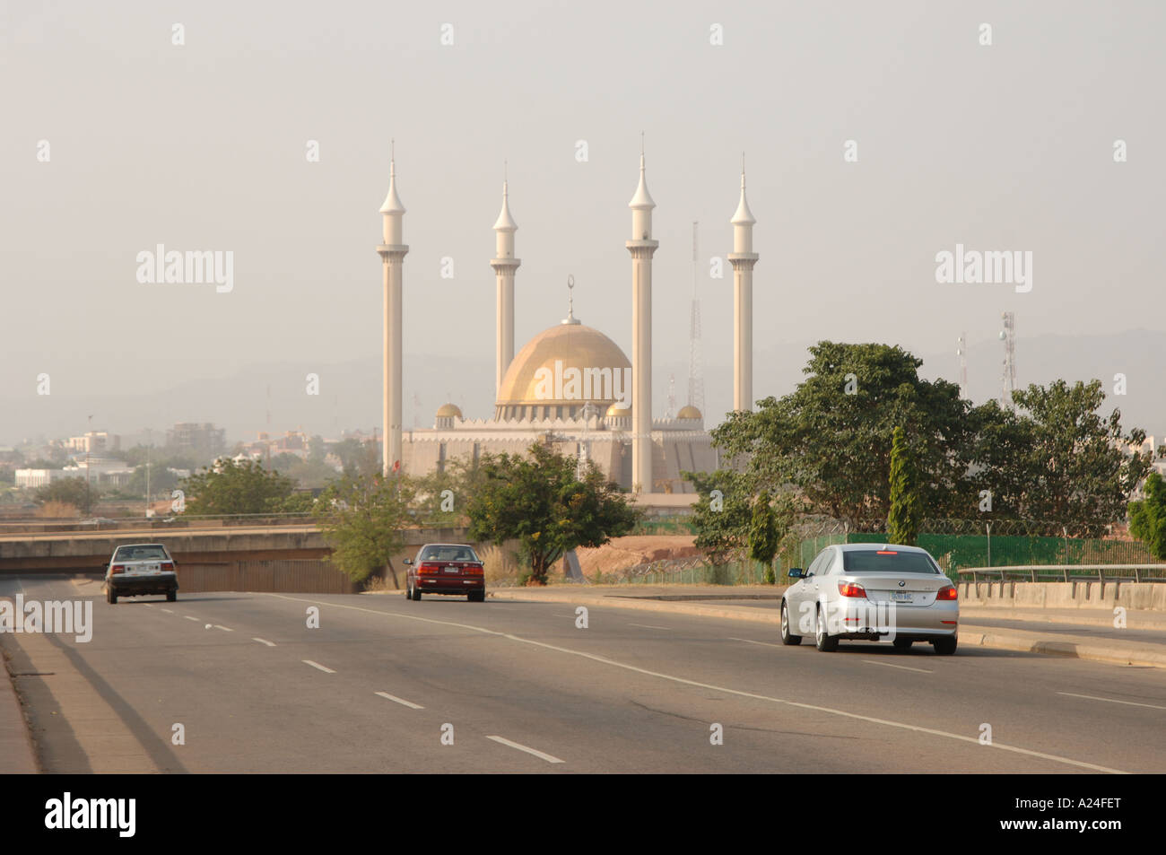 National mosque abuja nigeria hi-res stock photography and images - Alamy