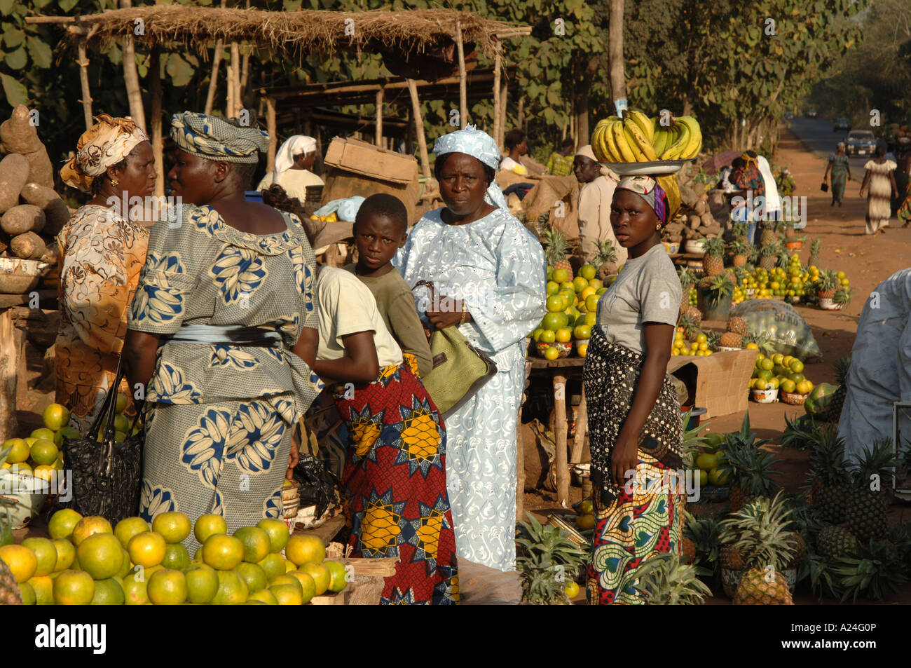 Nigeria street stall hi-res stock photography and images - Alamy