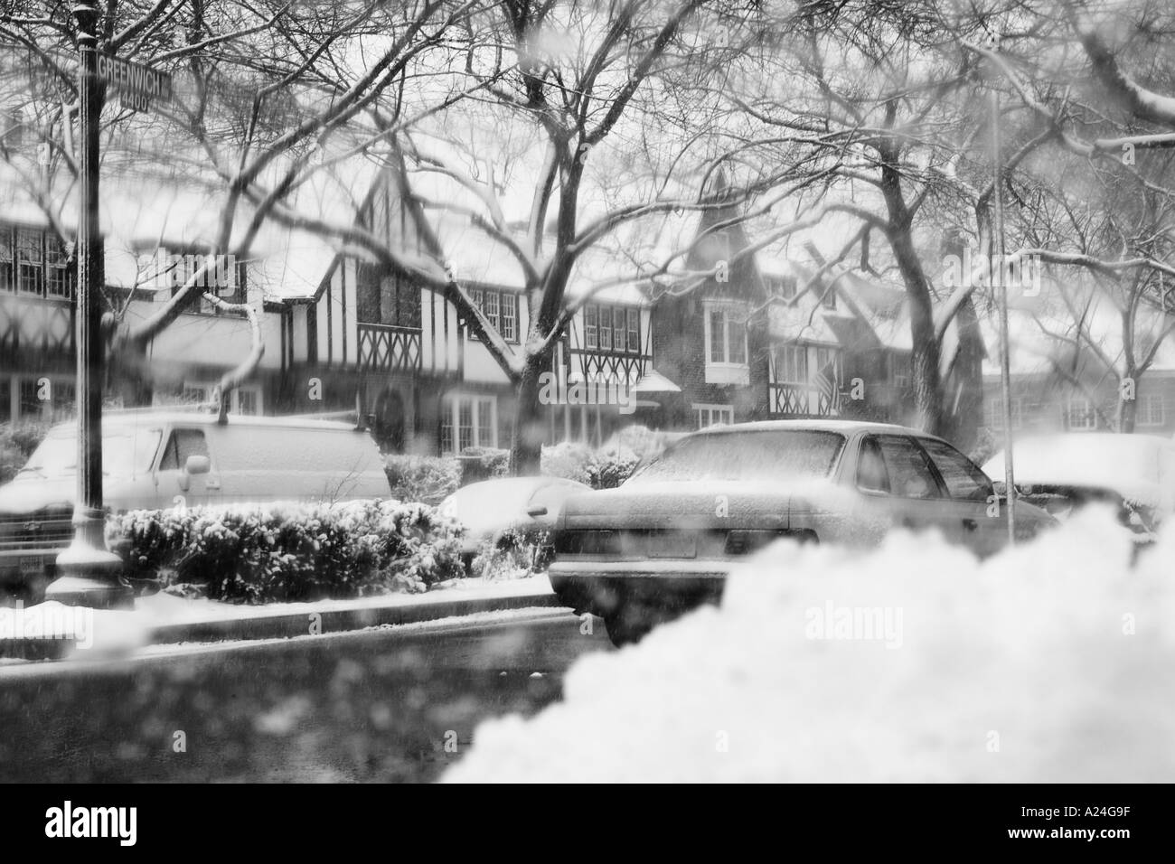 Street in winter Stock Photo - Alamy