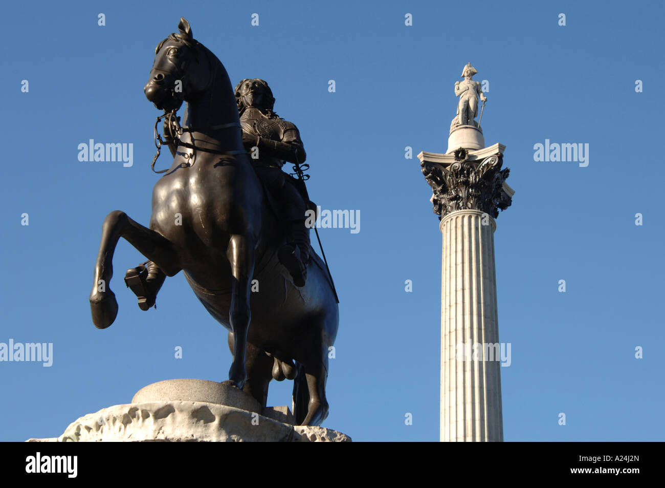 William Railton statue Nelsons column trafalgar square Stock Photo - Alamy