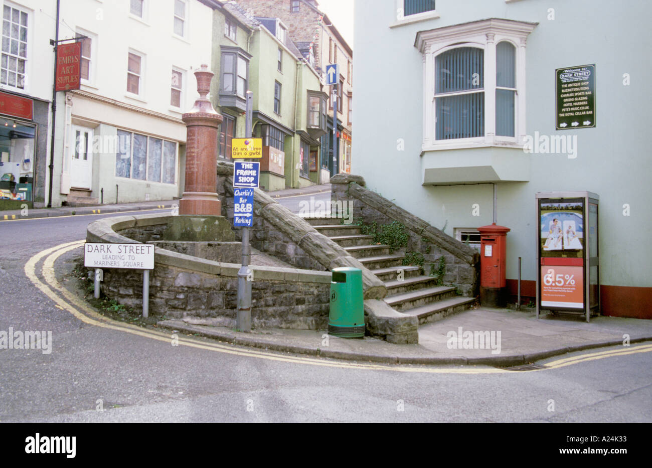 Haverfordwest street scene hi-res stock photography and images - Alamy