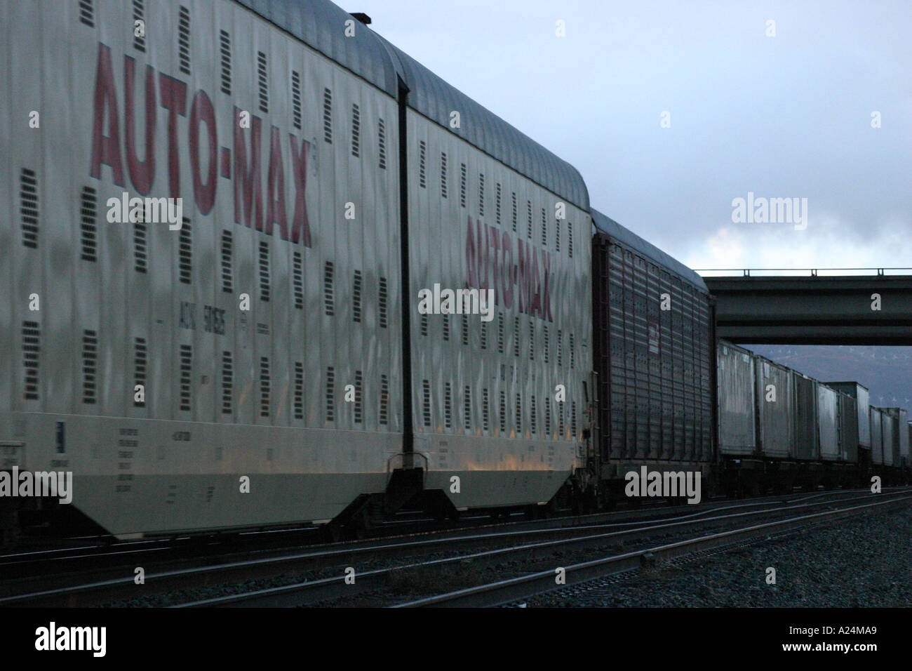 Autorack hi-res stock photography and images - Alamy