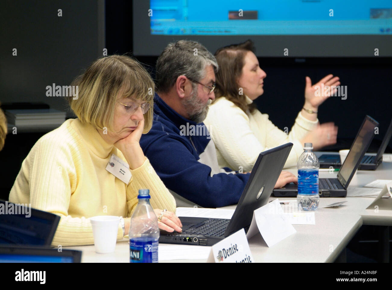 Adult computer class training conducted hi-res stock photography and ...