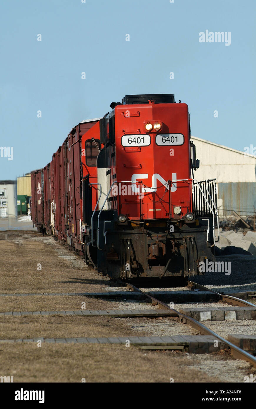 Train pulling hi-res stock photography and images - Alamy