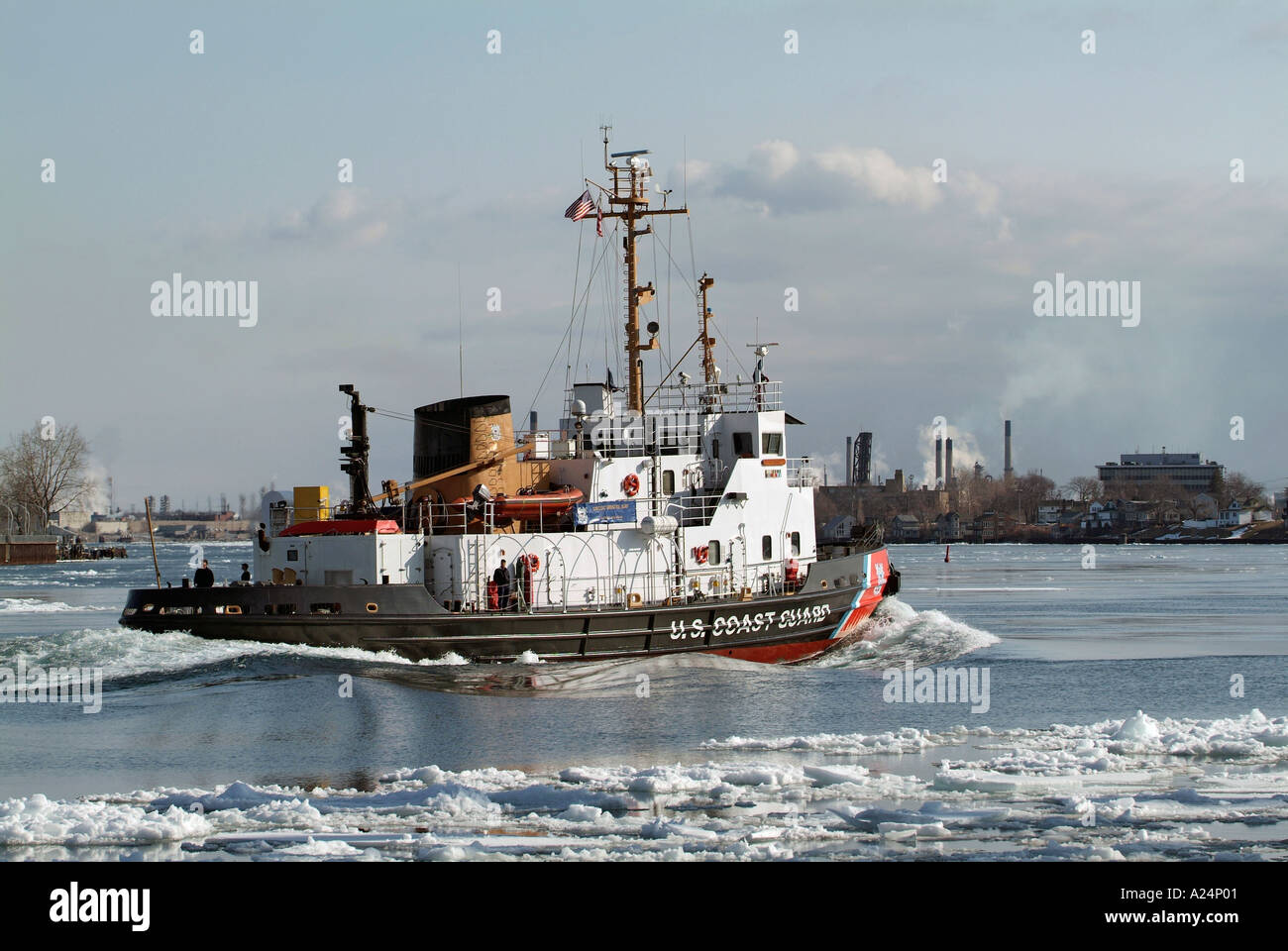 Coast guard cutter breaks ice lake huron michigan hi-res stock ...