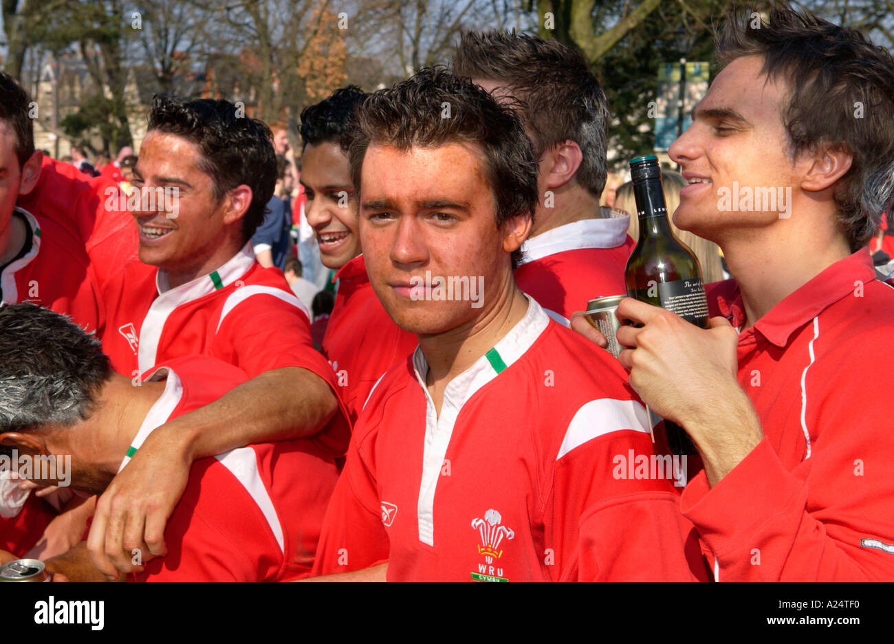 Welsh rugby fans drinking beer hi-res stock photography and images - Alamy