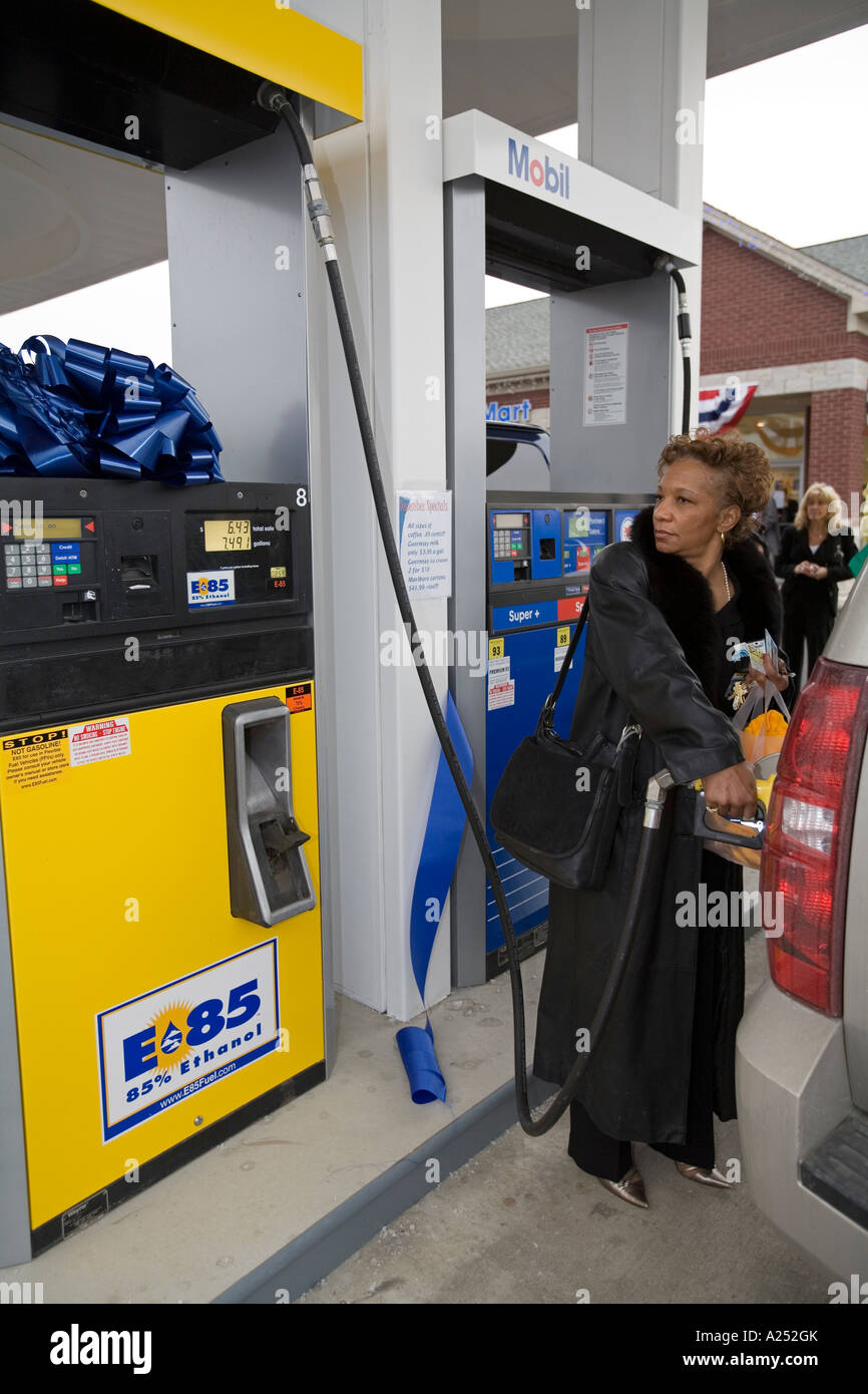 E85 ethanol pump at gas station hi-res stock photography and images - Alamy