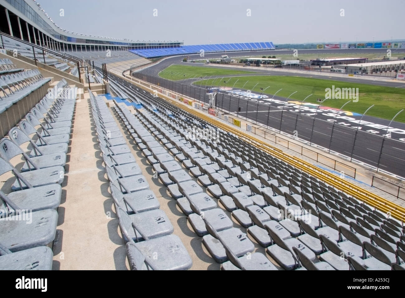 Raceway stands hi-res stock photography and images - Alamy
