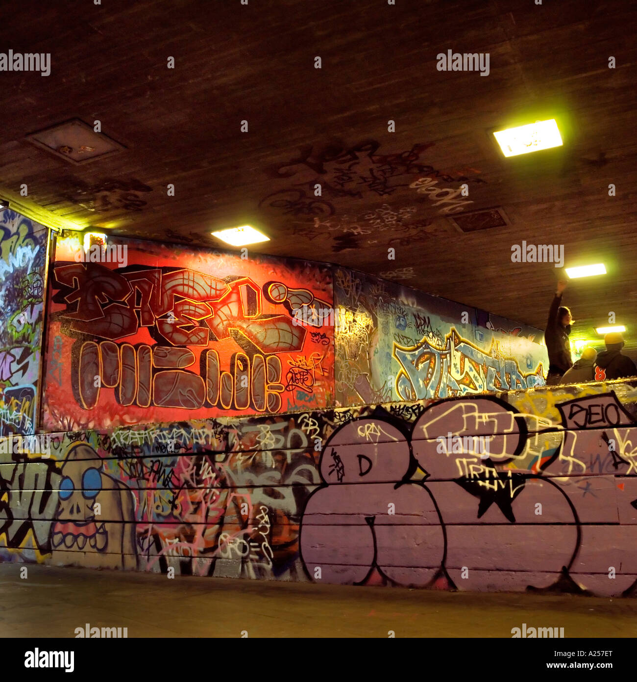 Underground bunker london hi-res stock photography and images - Alamy