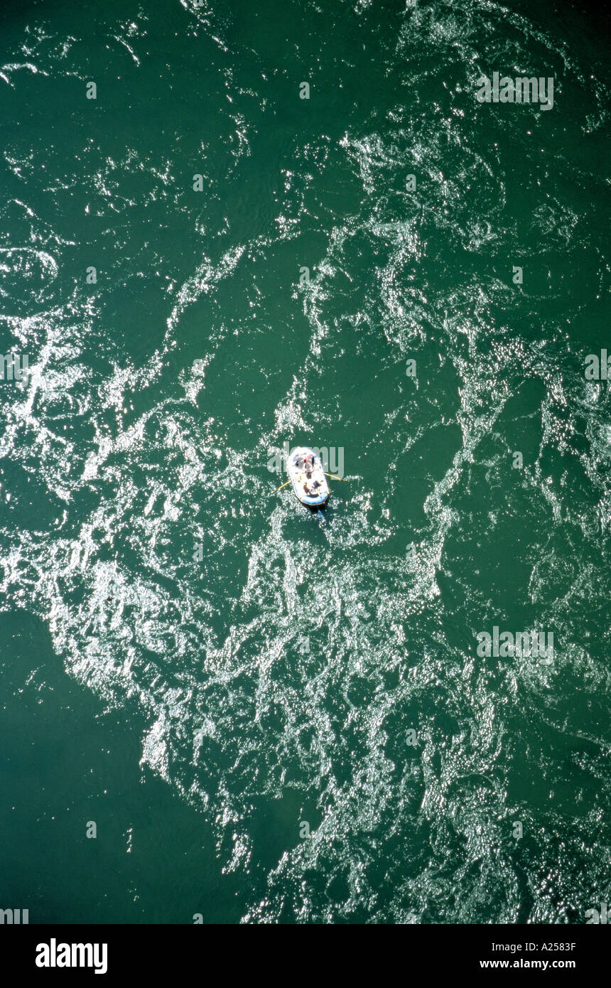 AERIAL VIEW OF DINGHY AT SEA Stock Photo - Alamy