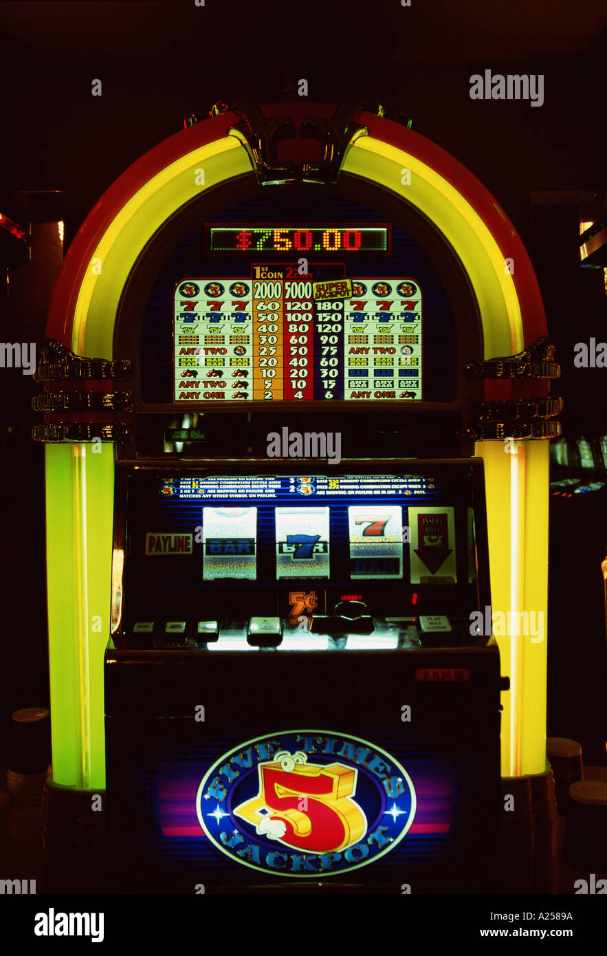 One arm bandit hi-res stock photography and images - Alamy