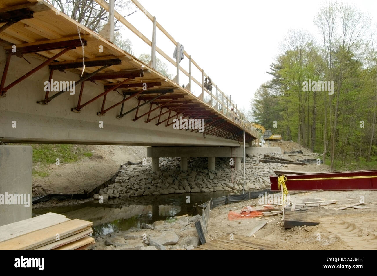 Bridge construction to open new road Stock Photo - Alamy