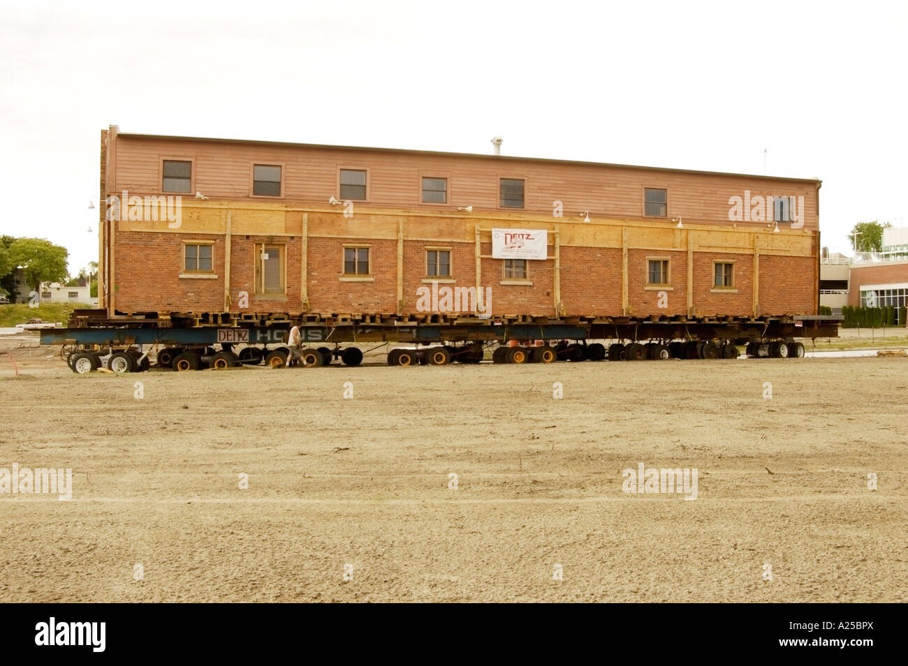 Old Building on the Move Stock Photo - Alamy