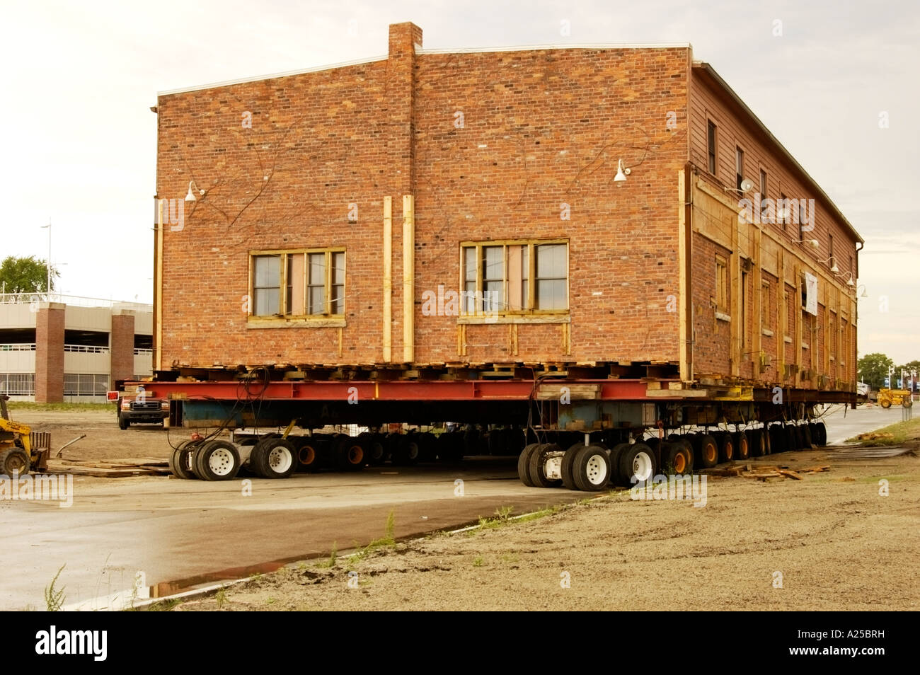 Old Building on the Move Stock Photo - Alamy