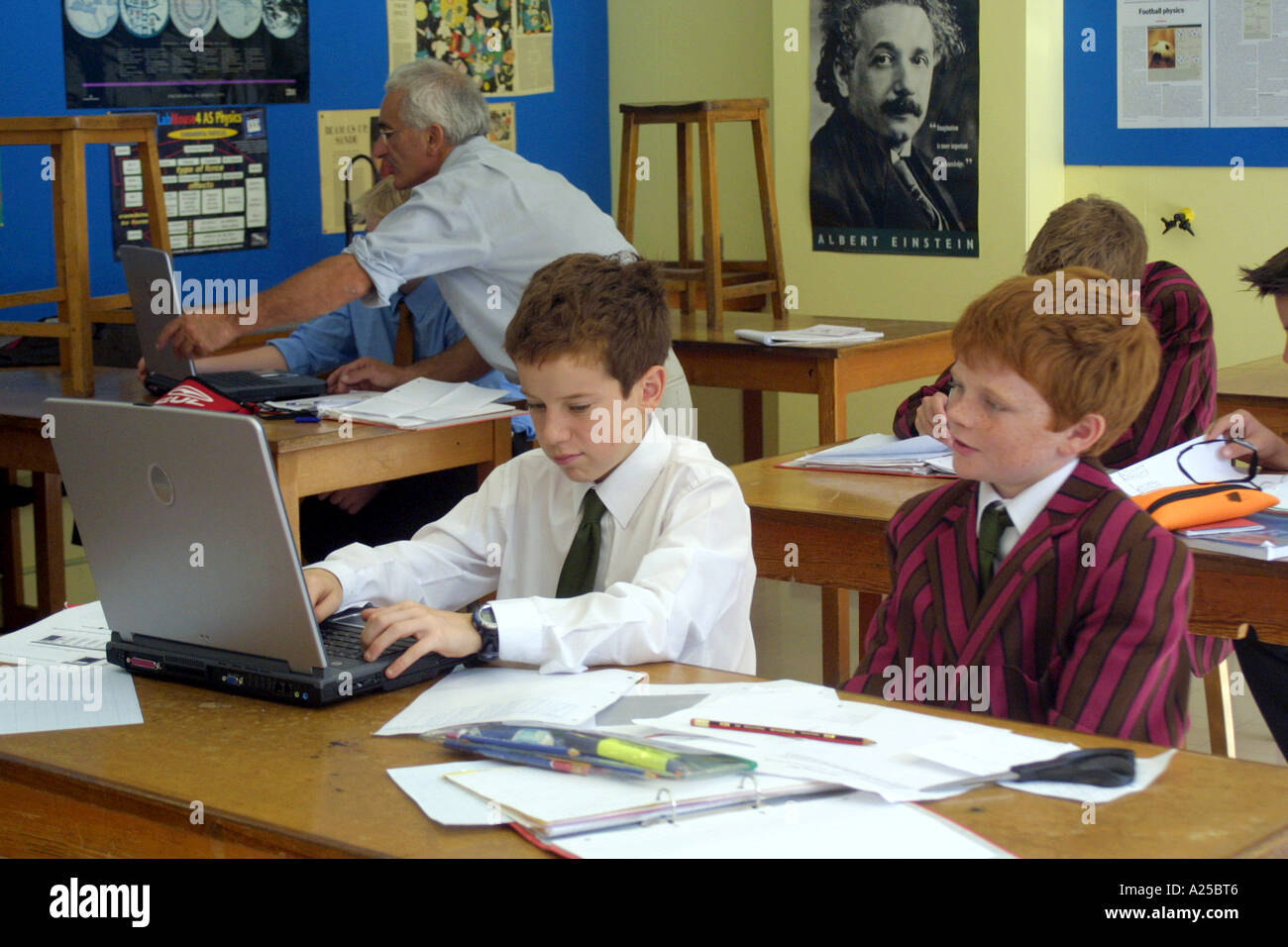 Private school uk classroom hi-res stock photography and images - Alamy