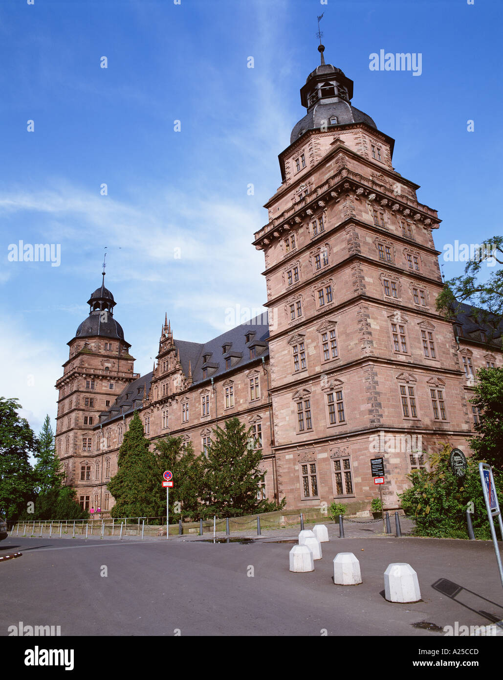 SCHLOSS ASCHAFFENBURG GERMANY Stock Photo - Alamy