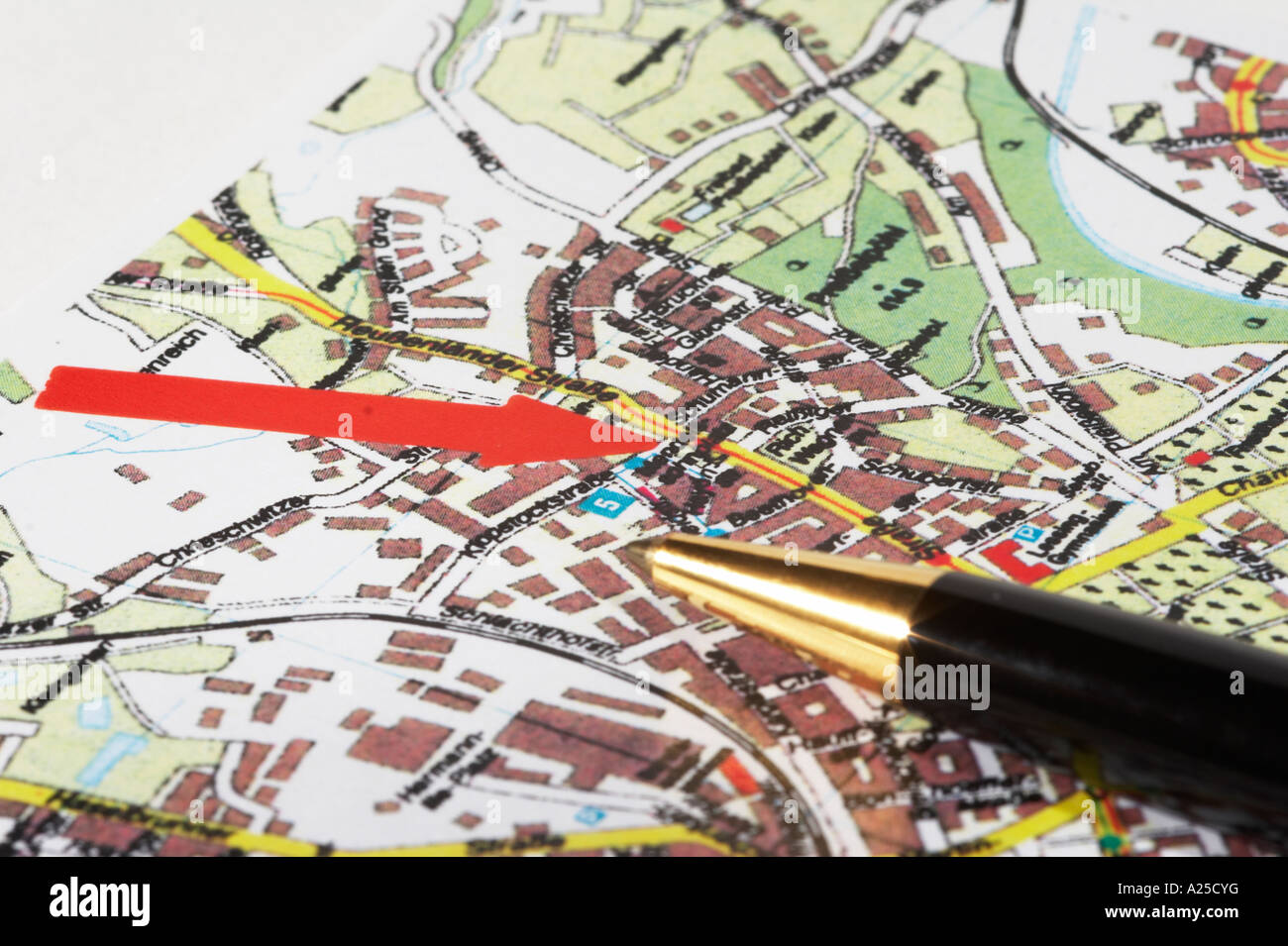Road map - a red arrow marked the destination Stock Photo - Alamy