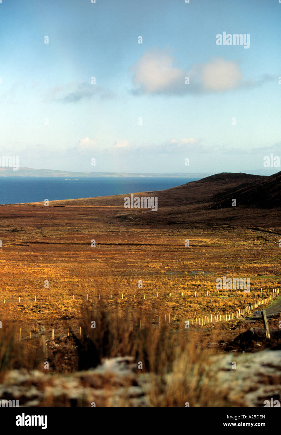 unspoiled irish mountain scape Stock Photo - Alamy