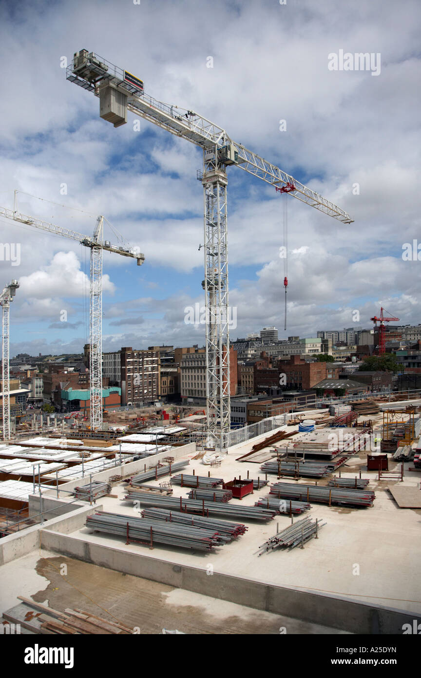 Building construction site in liverpool hi-res stock photography and ...