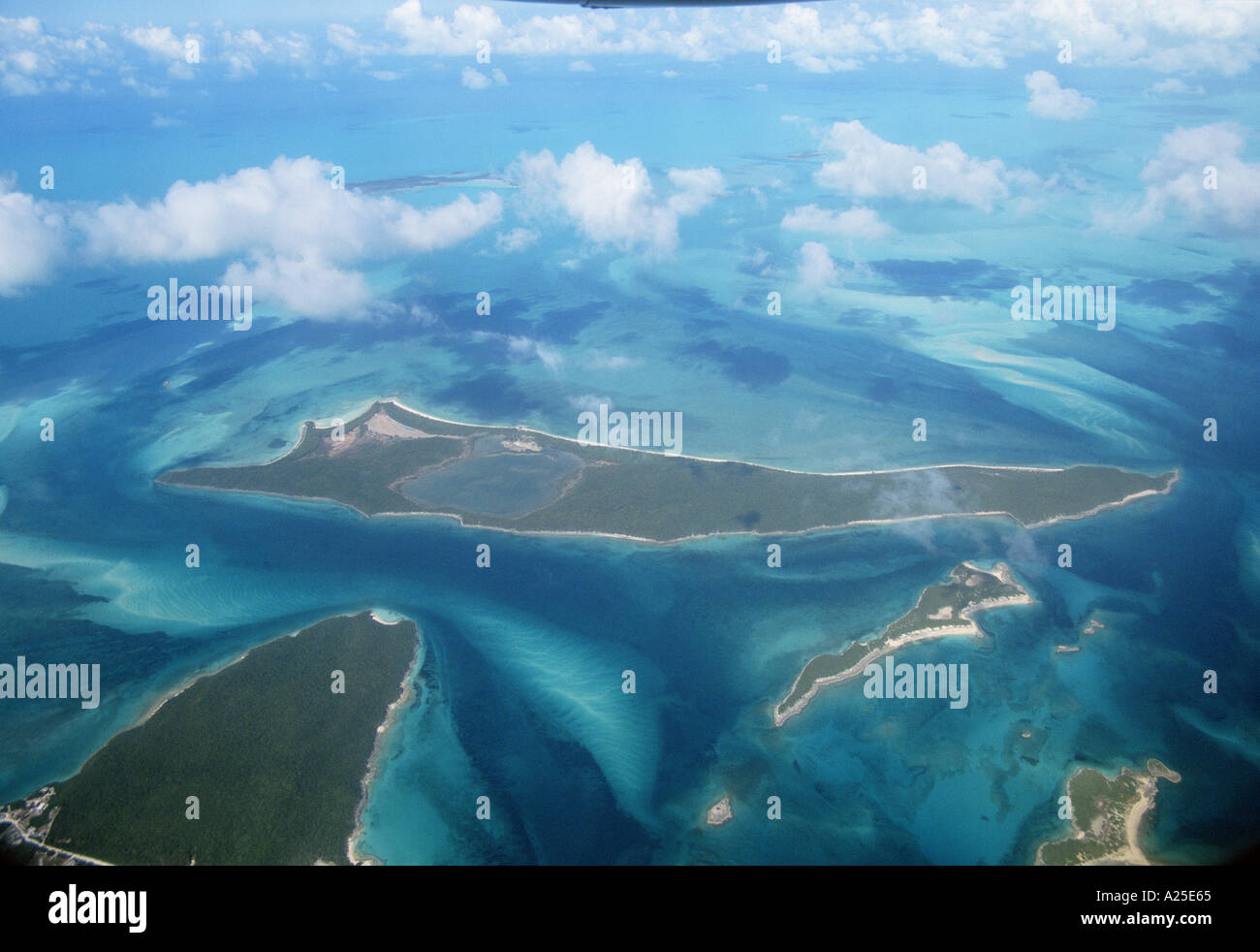 AERIAL VIEW OF PINK SANDS BEACH BAHAMAS Stock Photo - Alamy
