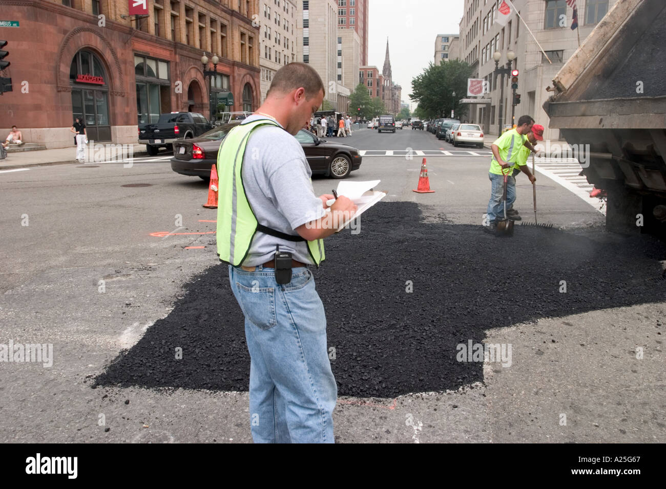 Studious young men hi-res stock photography and images - Alamy