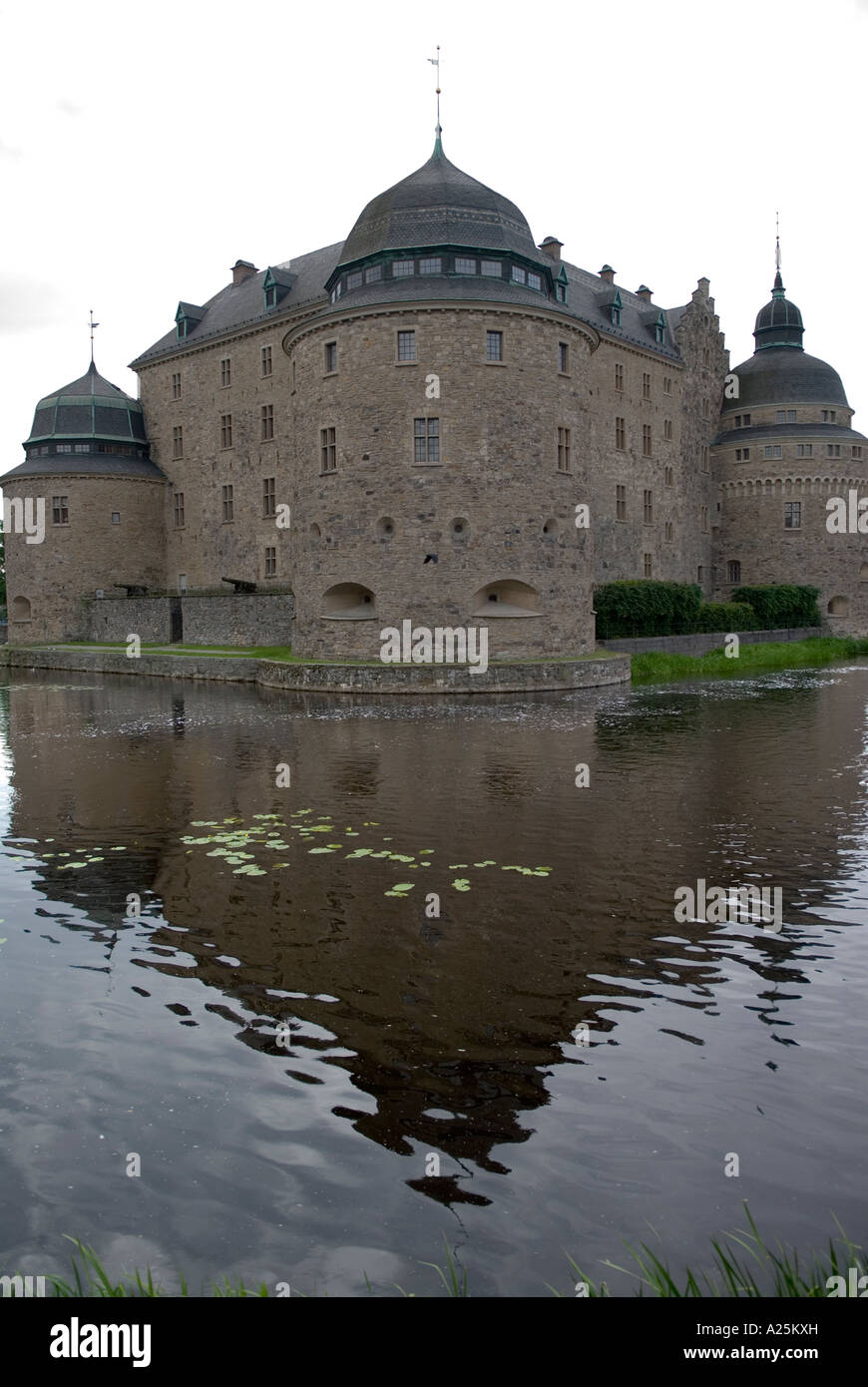 The castle of Örebro in Sweden Stock Photo - Alamy