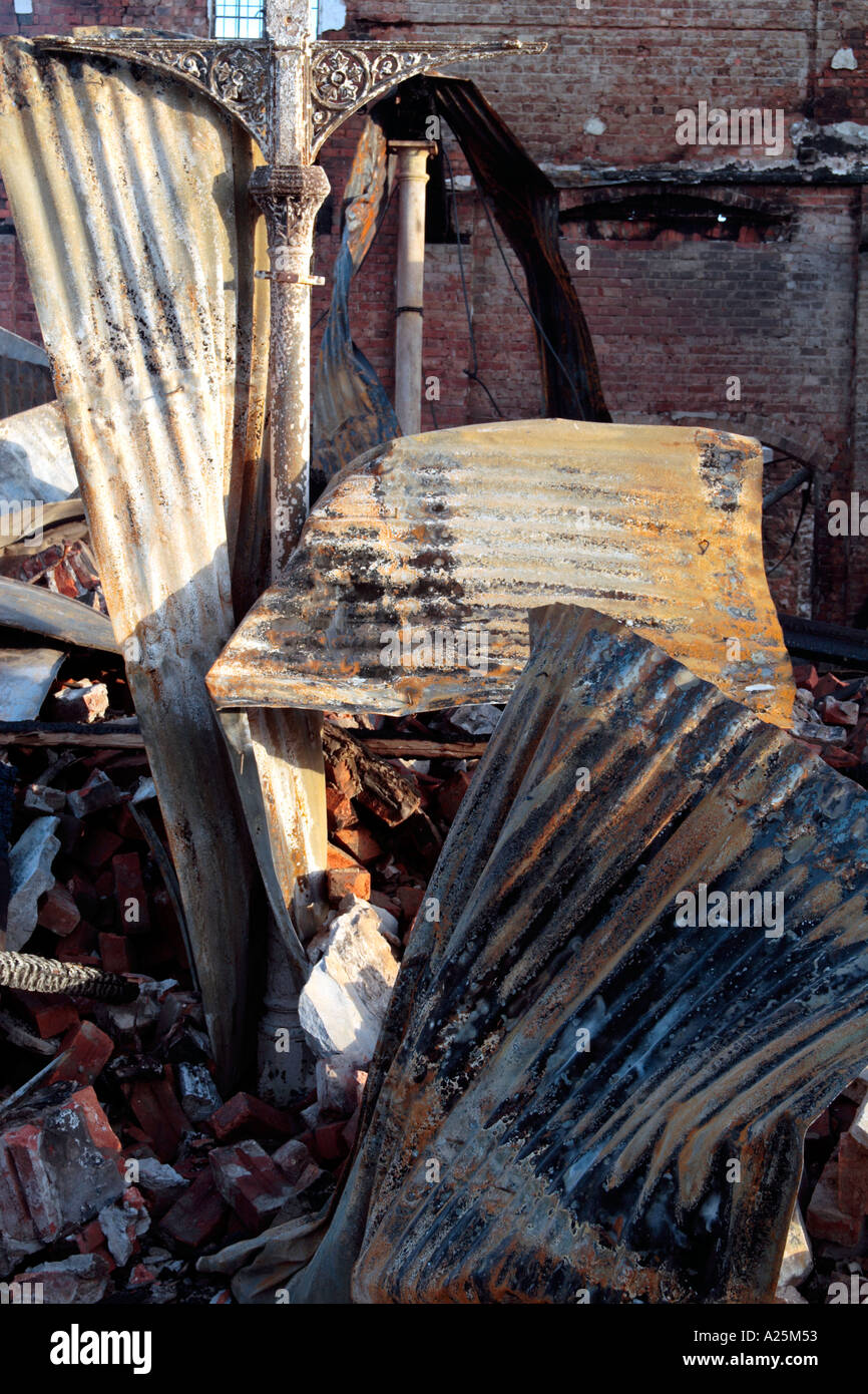 Remains of building burnt down by fire Stock Photo - Alamy