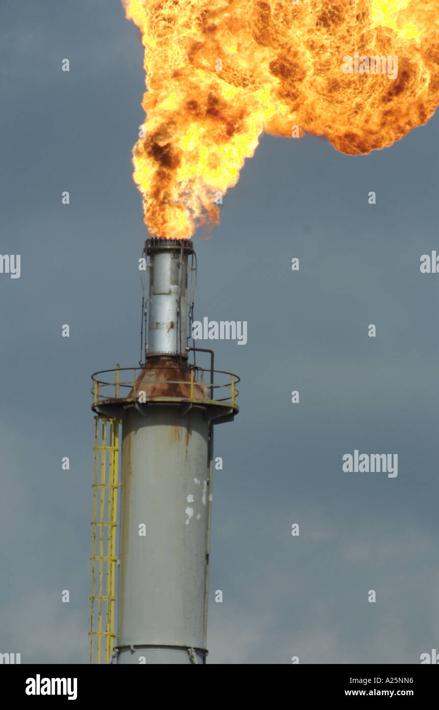 Intense hot fires burning from oil refinery flares Stock Photo - Alamy
