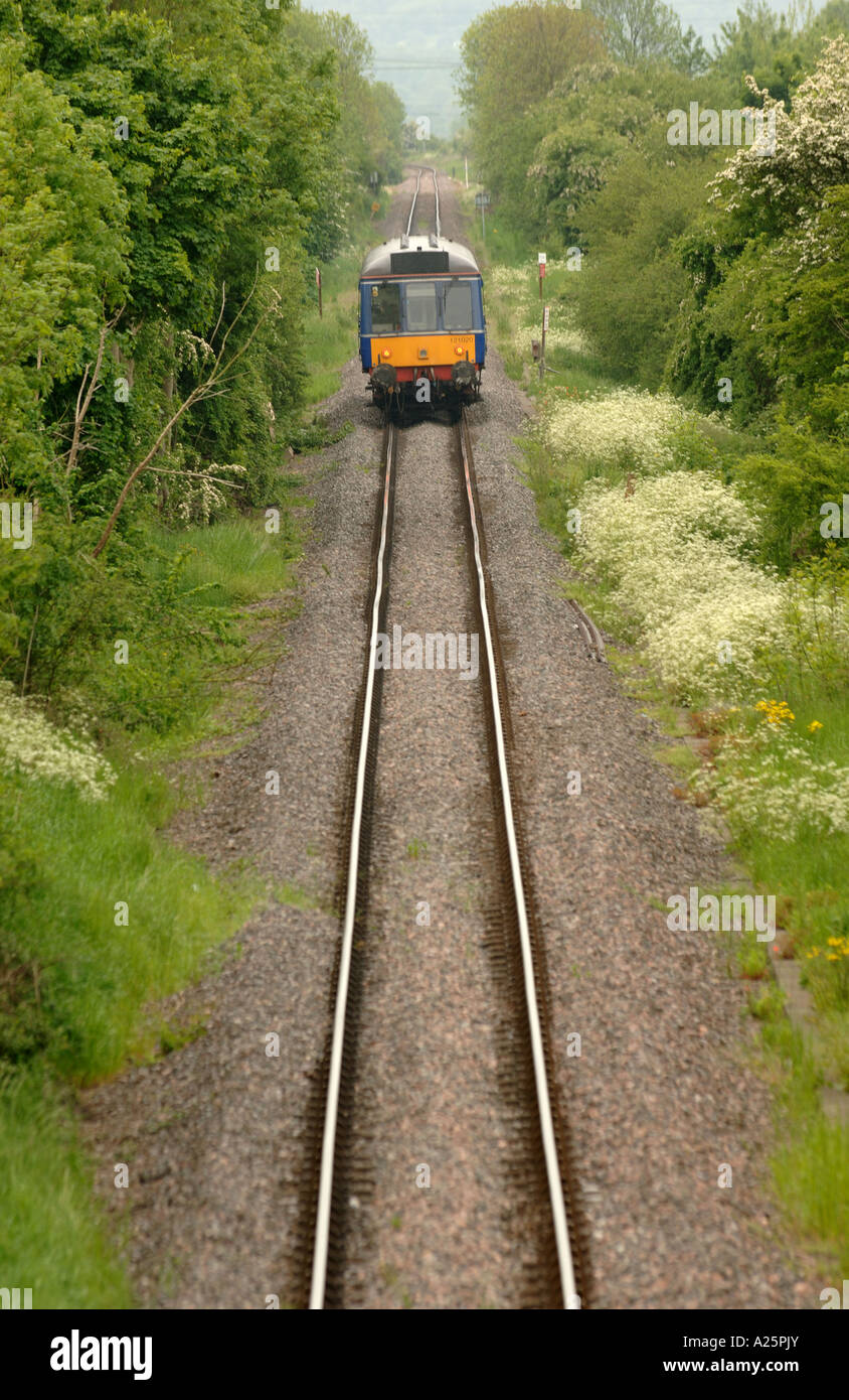 train railway track perspective line sleeper gravel diesel timetable ...