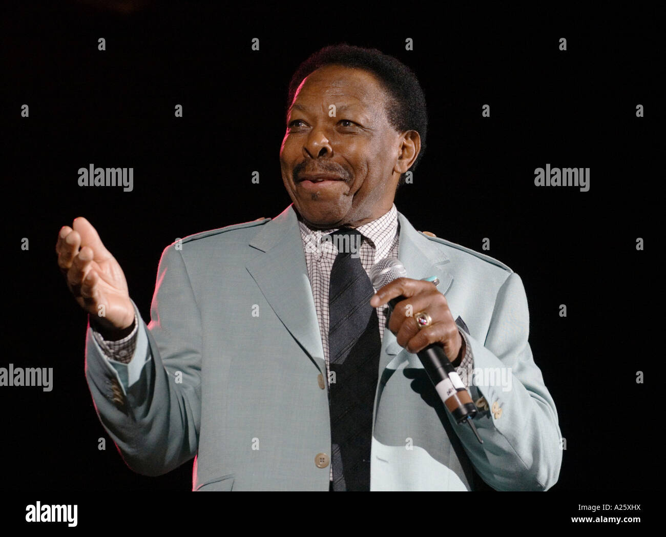 LLOYD PRICE sings with the 4 KINGS OF RYTHYM BLUES at the MONTEREY BAY ...