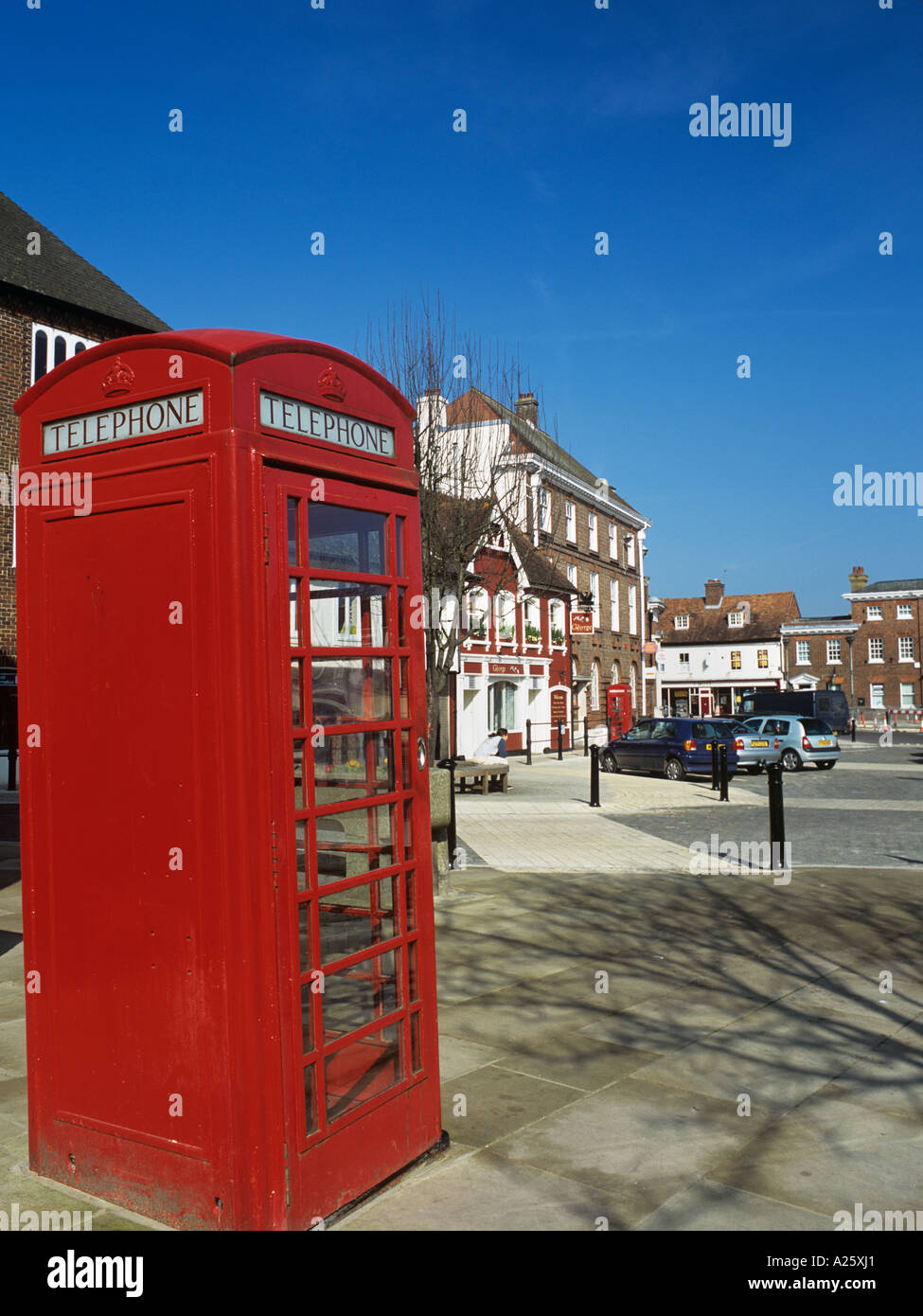 RED TELEPHONE BOX K6 in the town centre. Petersfield Hampshire England ...