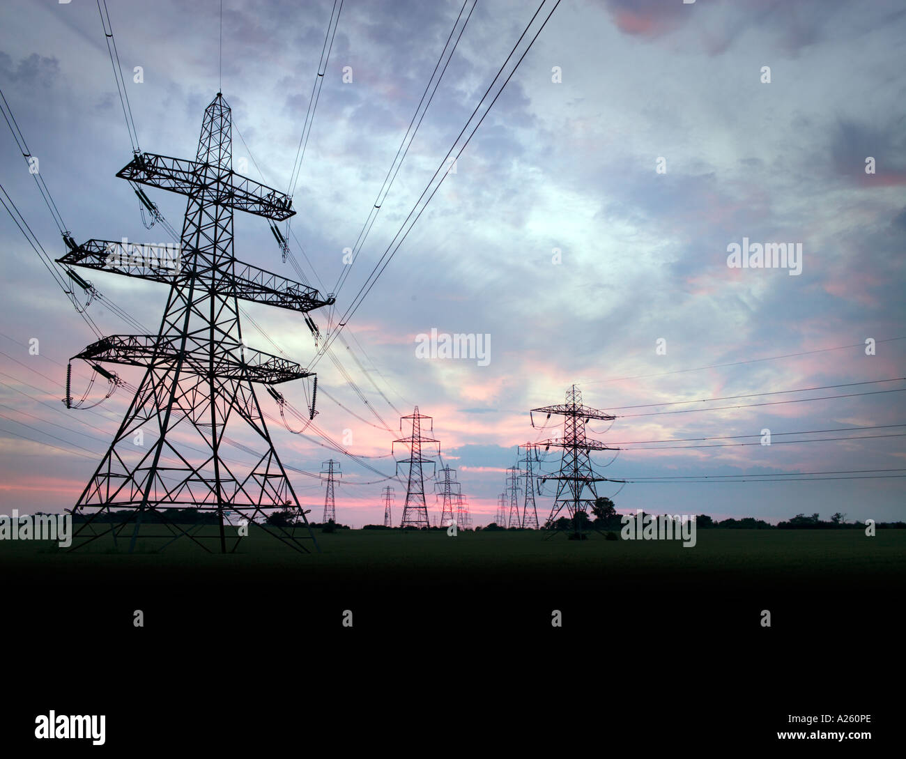 Electic electricity pylon hi-res stock photography and images - Alamy
