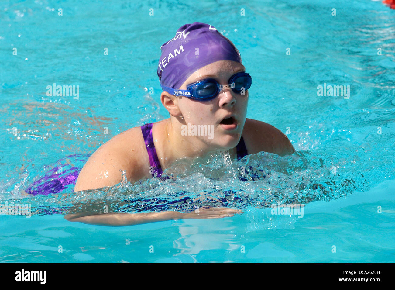 Female swimmer jumping hi-res stock photography and images - Alamy
