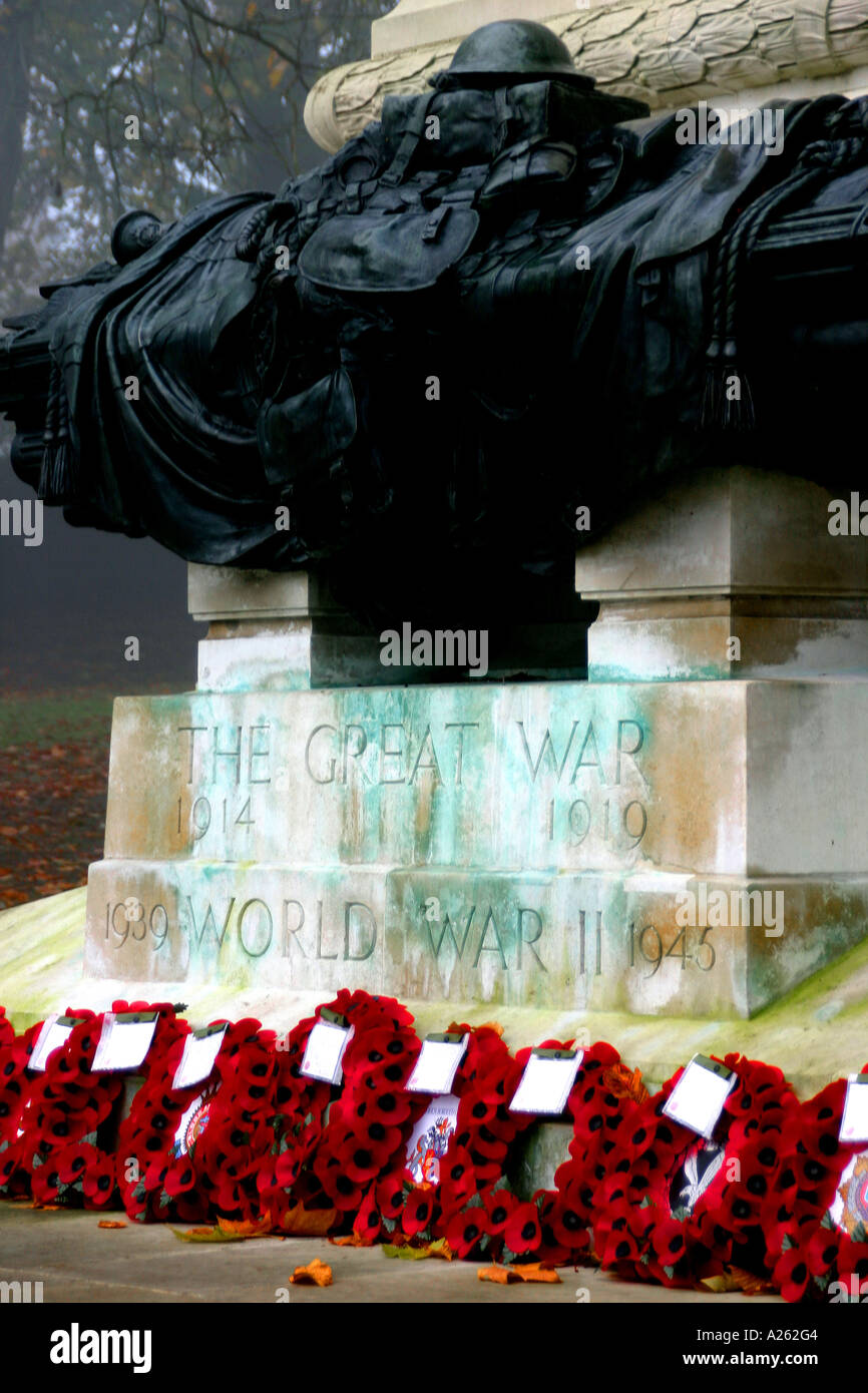 Memorial to the fallen British soldiers of two world wars in English ...