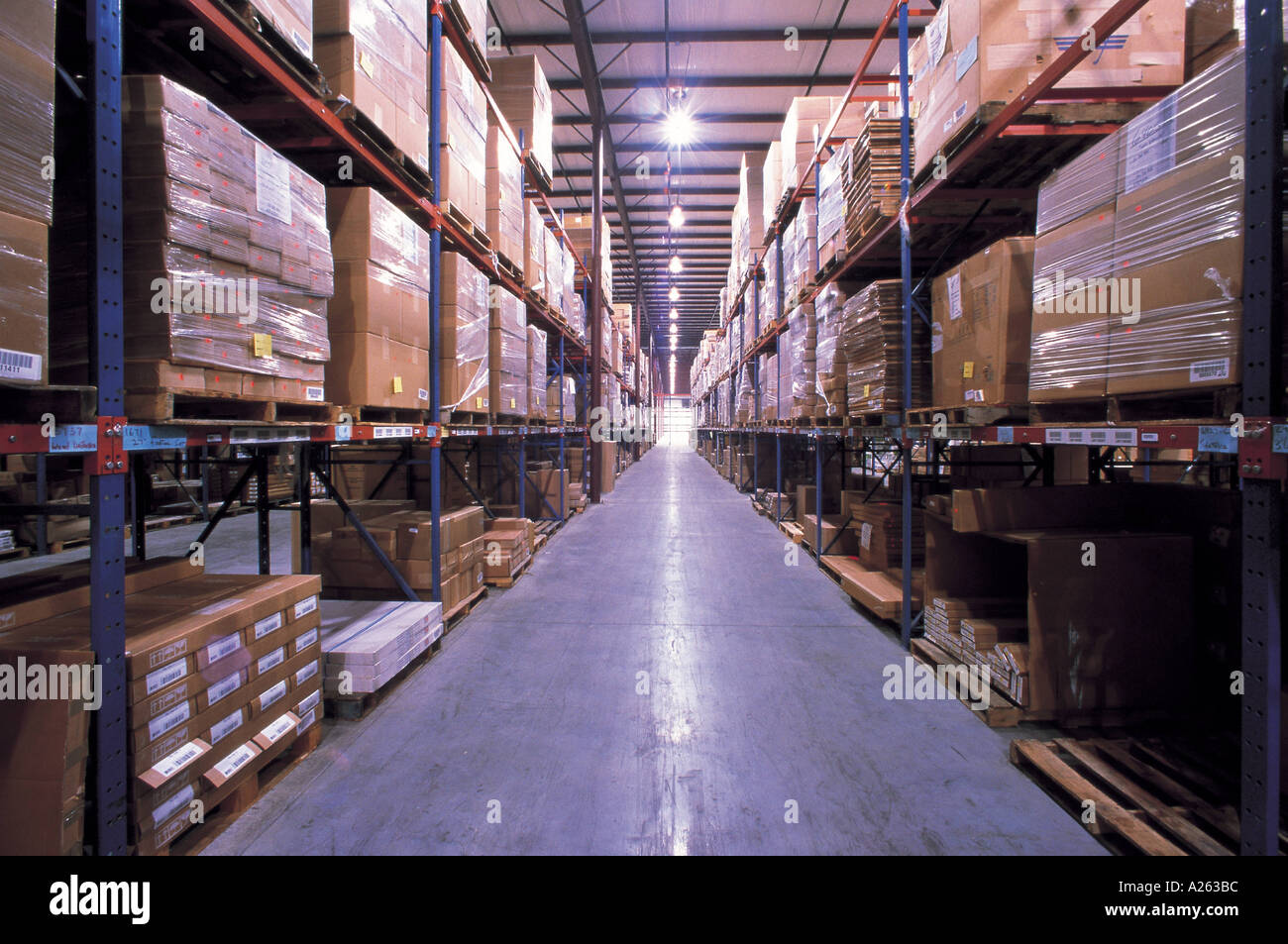 WAREHOUSE FULL OF BOXES Stock Photo - Alamy
