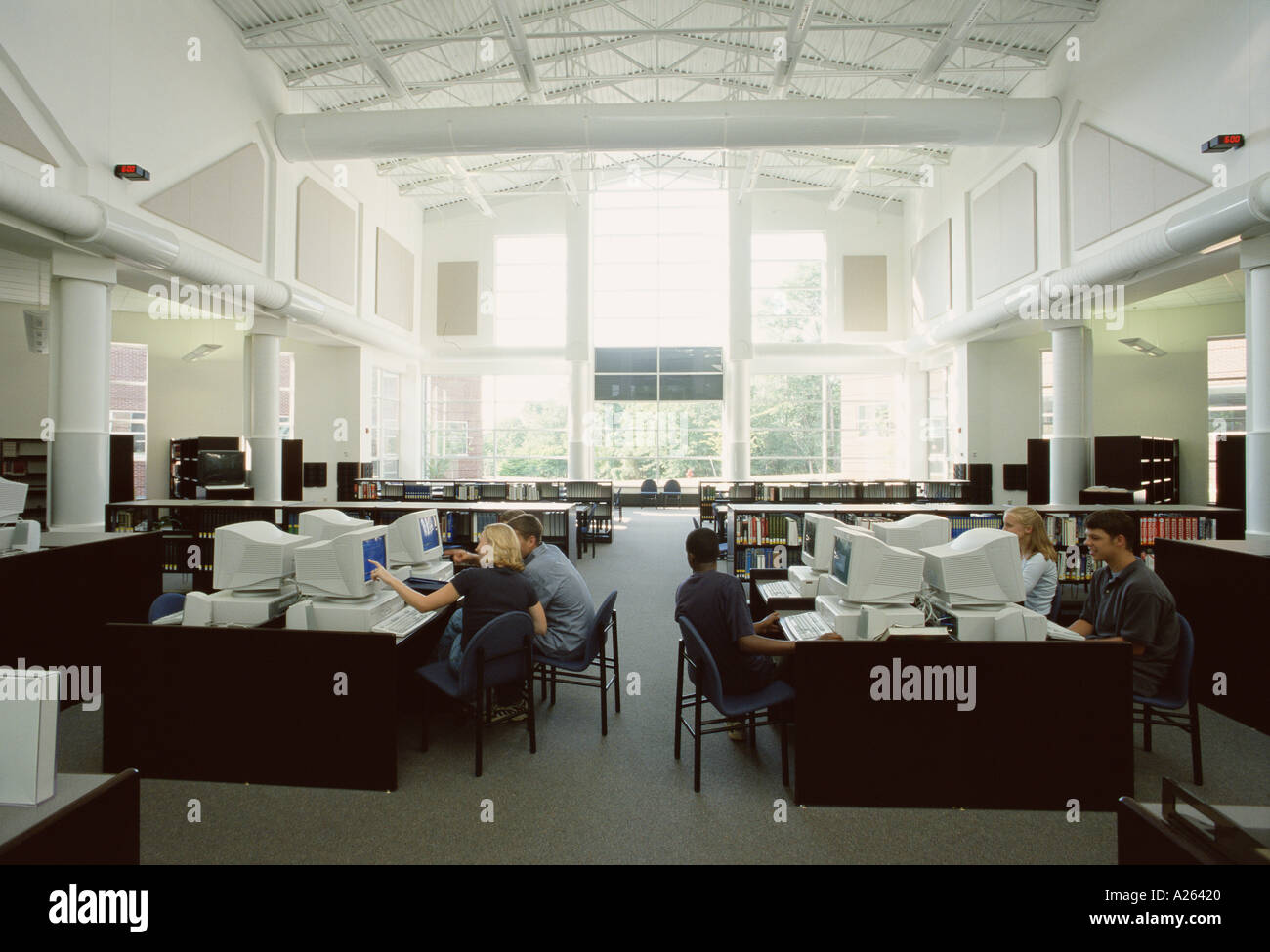 Group people learning computers hi-res stock photography and images - Alamy