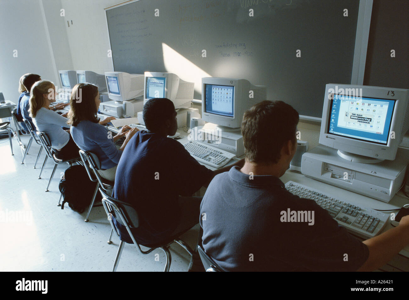 STUDENTS WORKING IN COMPUTER ROOM Stock Photo - Alamy