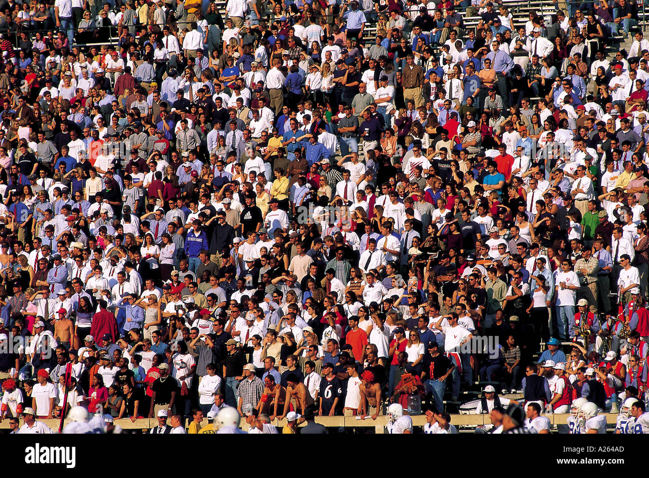 BIRDSEYE VIEW OF CROWD OF SPECTATORS Stock Photo - Alamy