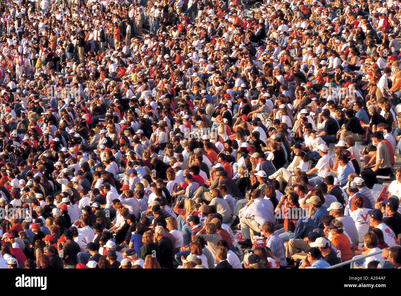 BIRDSEYE VIEW OF CROWD Stock Photo: 156847 - Alamy