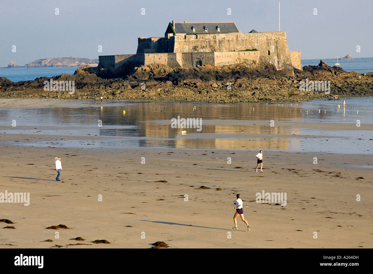 Panoramic View Saint Malo Seafront & Beach Sant San S Maloù Bretagne ...