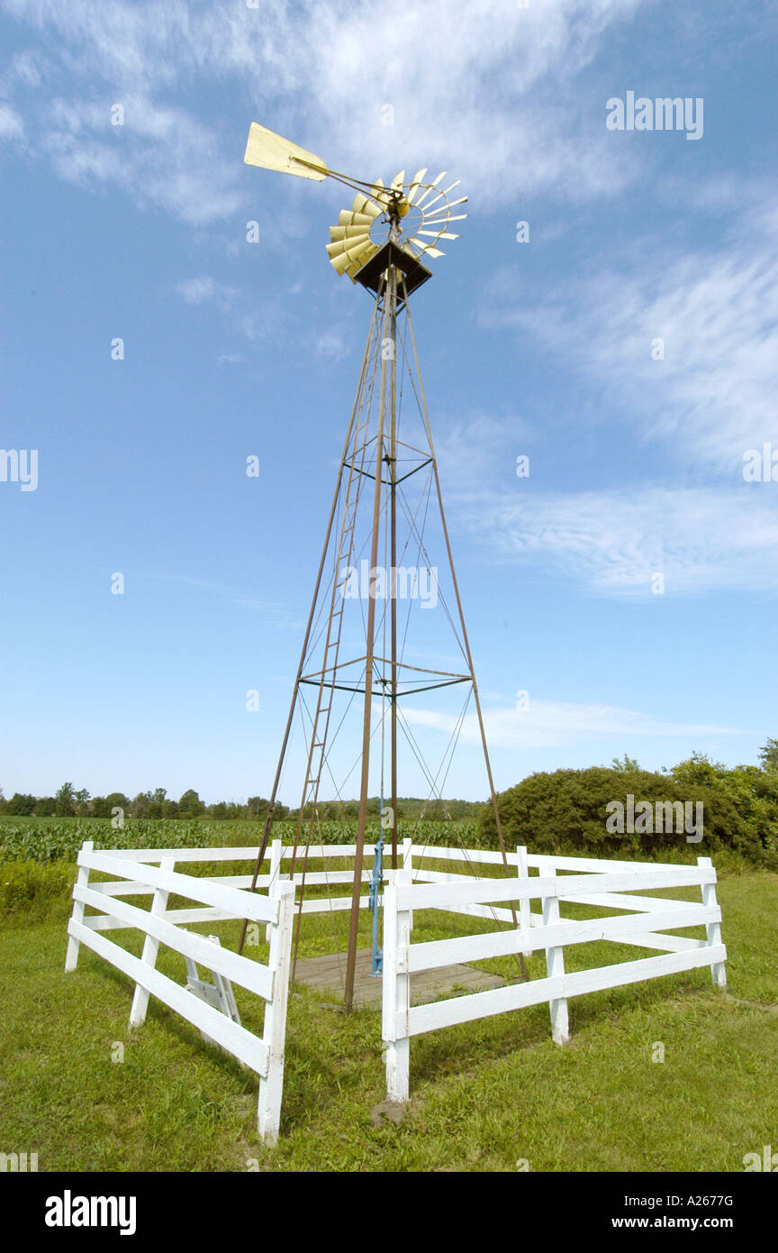Windmill drawing hi-res stock photography and images - Alamy