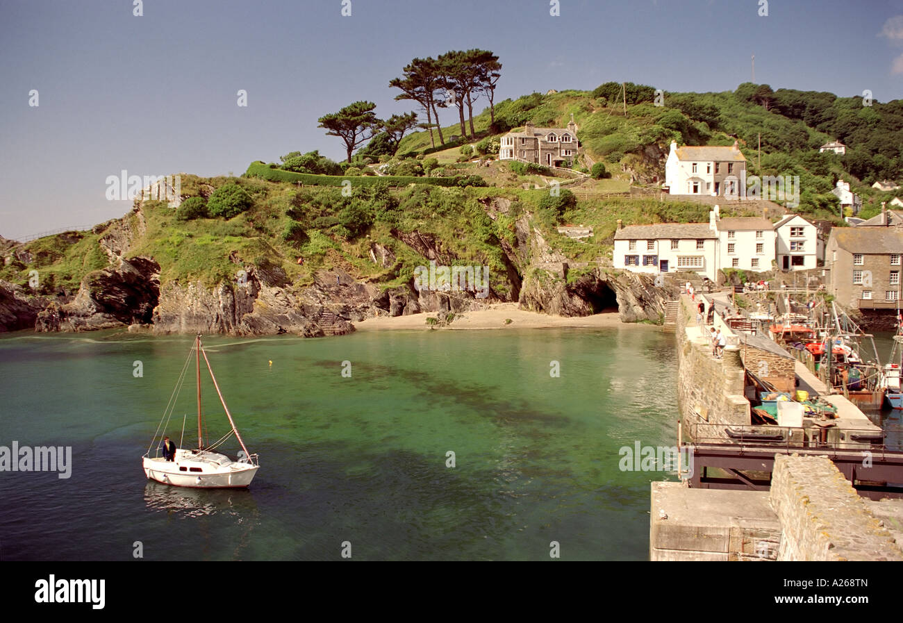 Polperro Harbour, Cornwall, England Stock Photo - Alamy