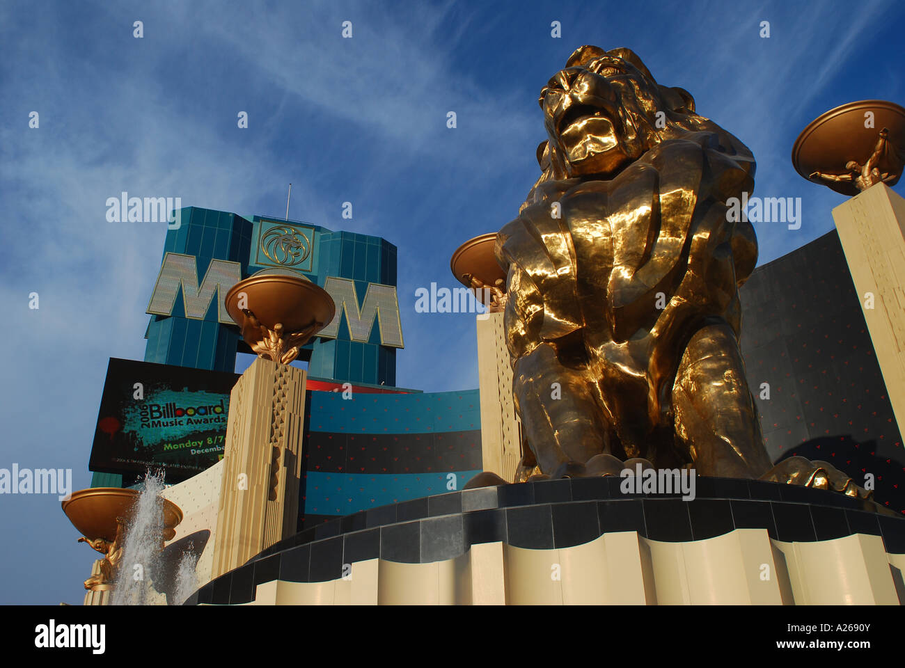 Mgm lion entrance mgm hotel hi-res stock photography and images - Alamy