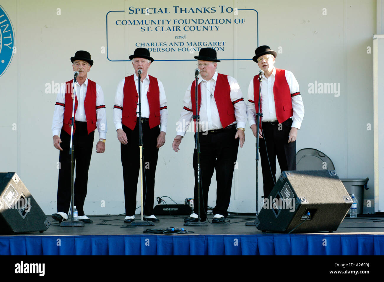 Barbershop harmony hi-res stock photography and images - Alamy
